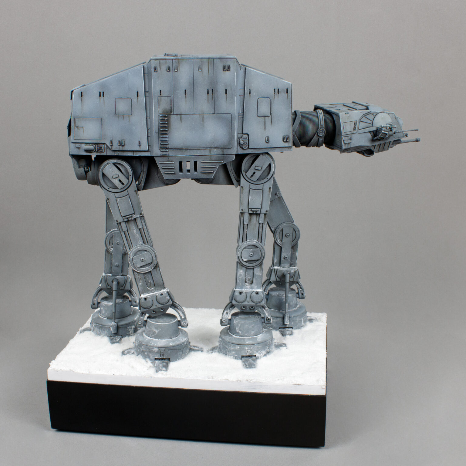 Star Wars At-At transport. Built and Painted Scale Model
