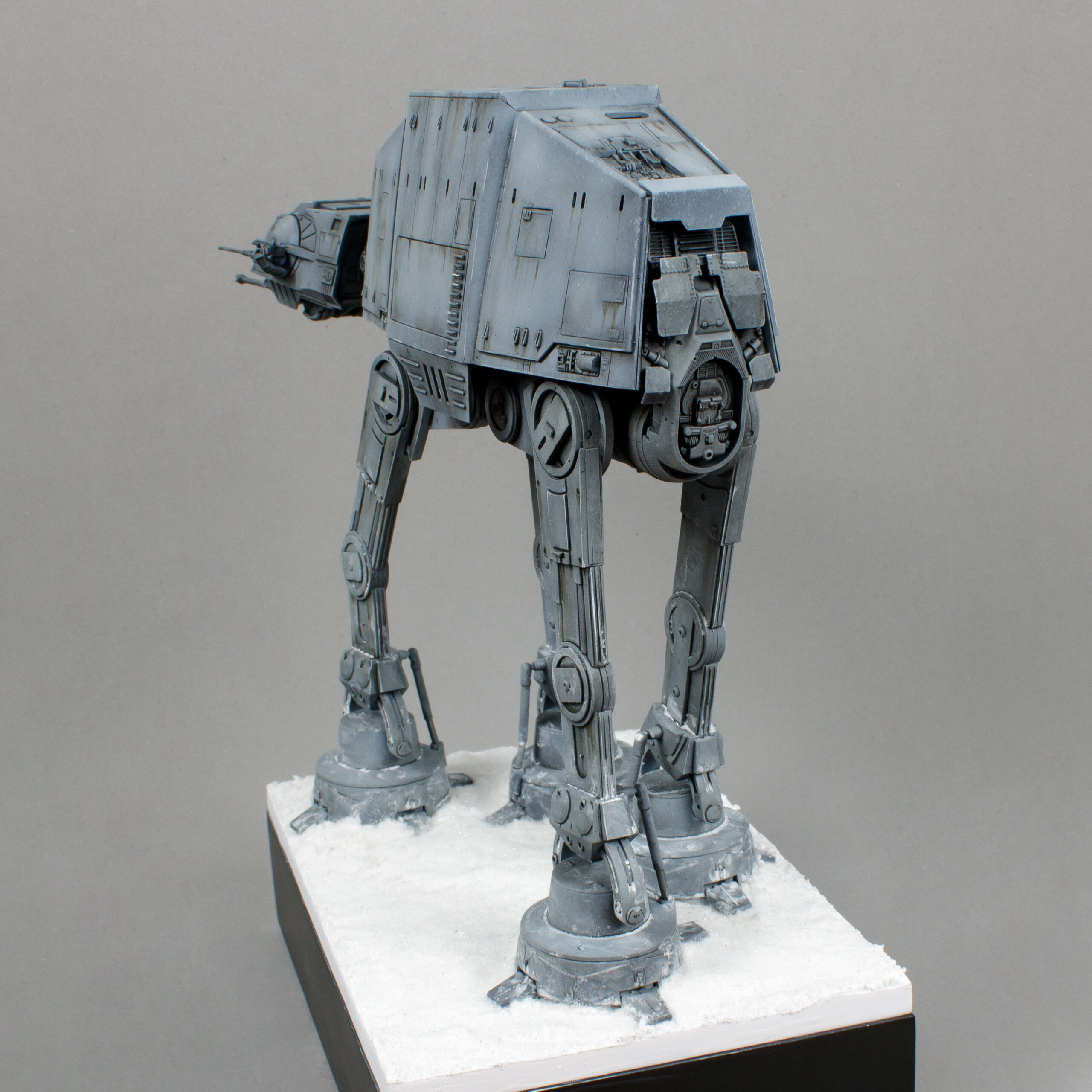 Star Wars At-At transport. Built and Painted Scale Model